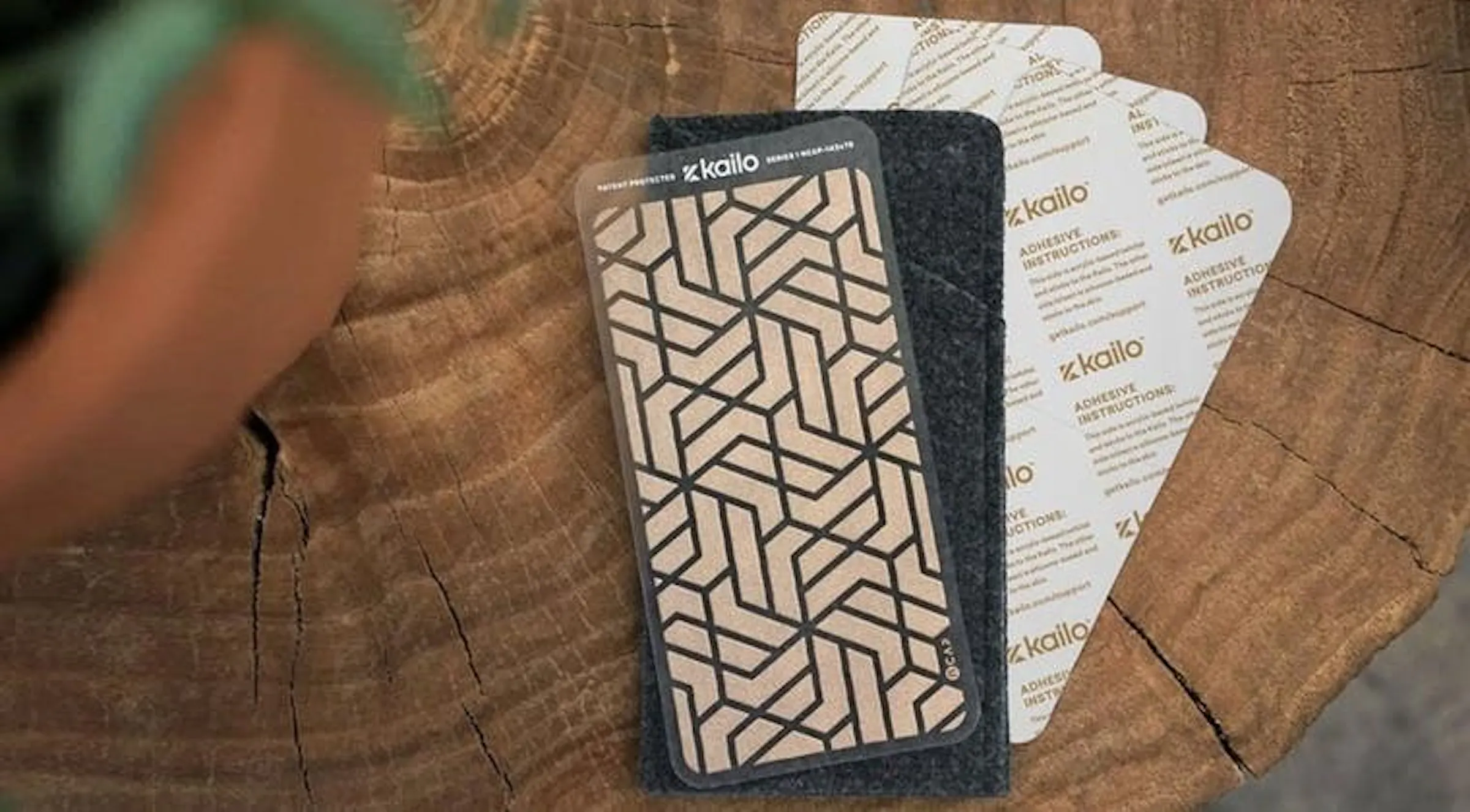 This Futuristic Patch Uses Nanotech To Relieve Your Pain – Here’s How ...